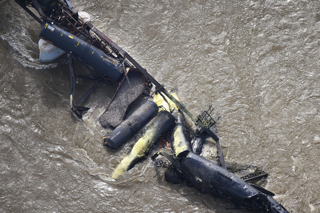 No toxic gases detected after train plunges into Yellowstone River ...